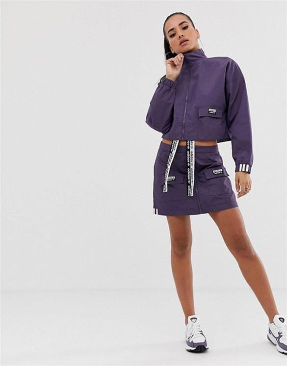 Colores que combinan con morado: tendencias de moda Primavera Verano 2019