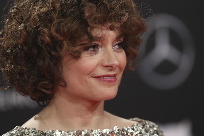 Anna R. Costa: la mujer tras la exitosa serie 'Arde Madrid'