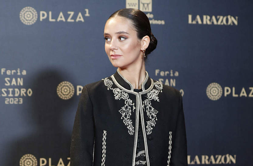 Victoria Federica Se Inspira En Su Madre Chaqueta Torera Y Mocasines