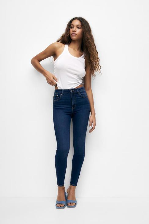 16 vaqueros pitillos que favorecen a todas (y que deberías llevar antes ...