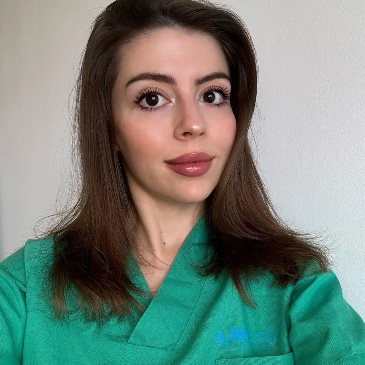 Marta Díez, enfermera: "Secar el pelo al aire empeora tu cuero cabelludo"