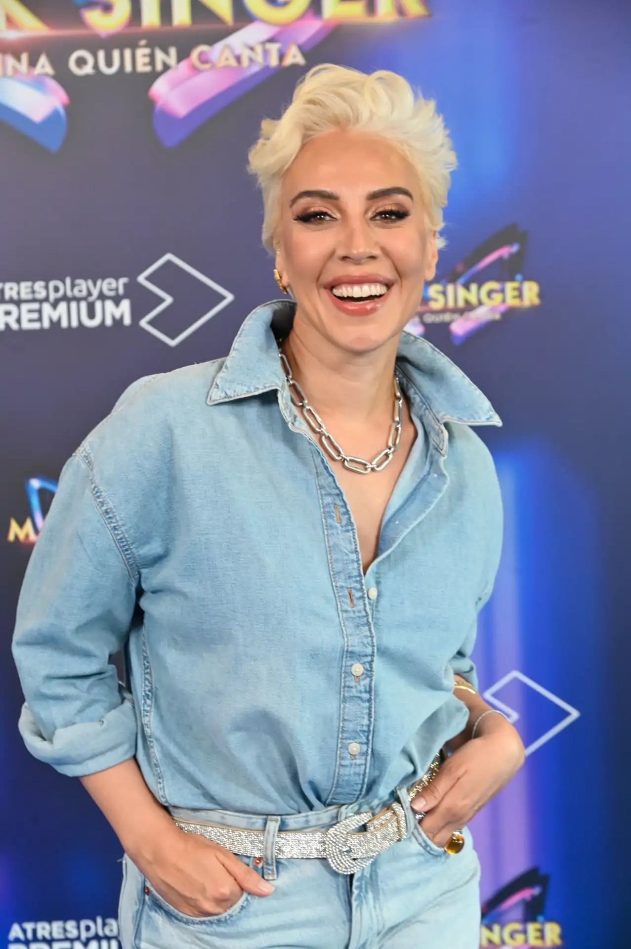 Mónica Naranjo (51 años): "Me gusta levantarme muy temprano y hacer paseos muy largos y llegar a ...