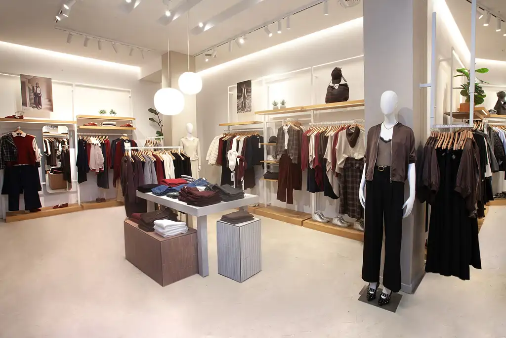 ALGO BONITO, la firma española que ha conquistado a nuestra estilista y ...