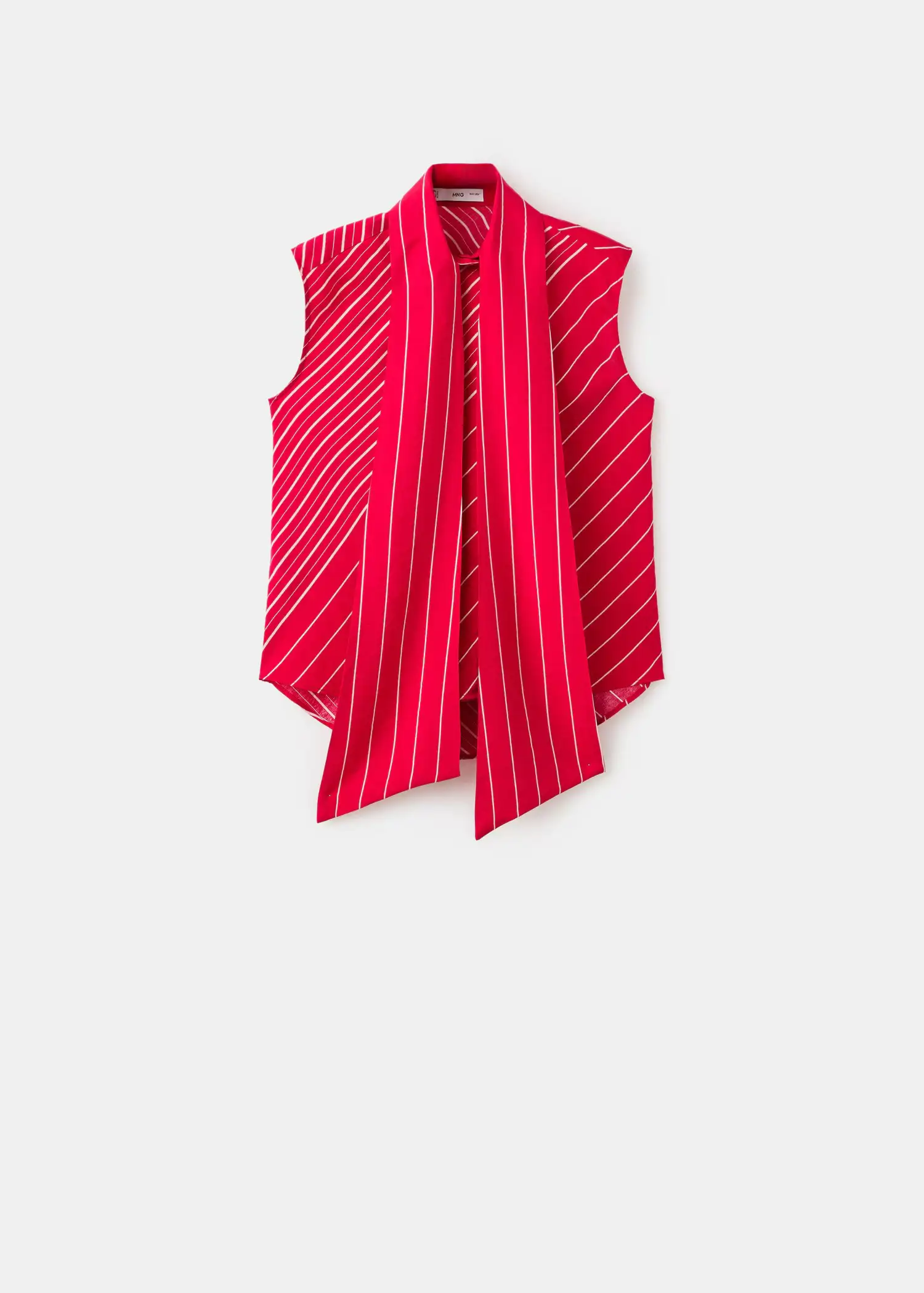 10 blusas de Mango primaverales con colores que rejuvenecen para llevar ...