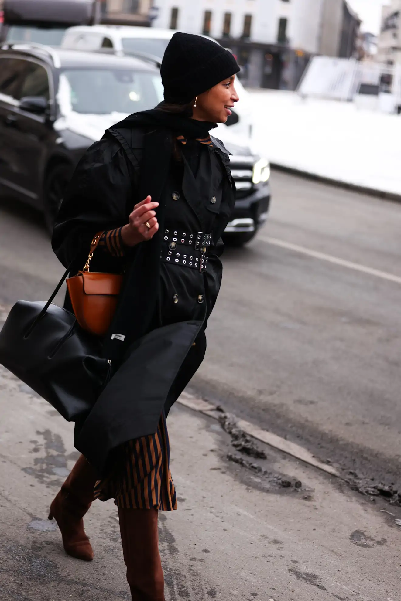 10 gabardinas de Mango versátiles y elegantes para los días de lluvia y ...