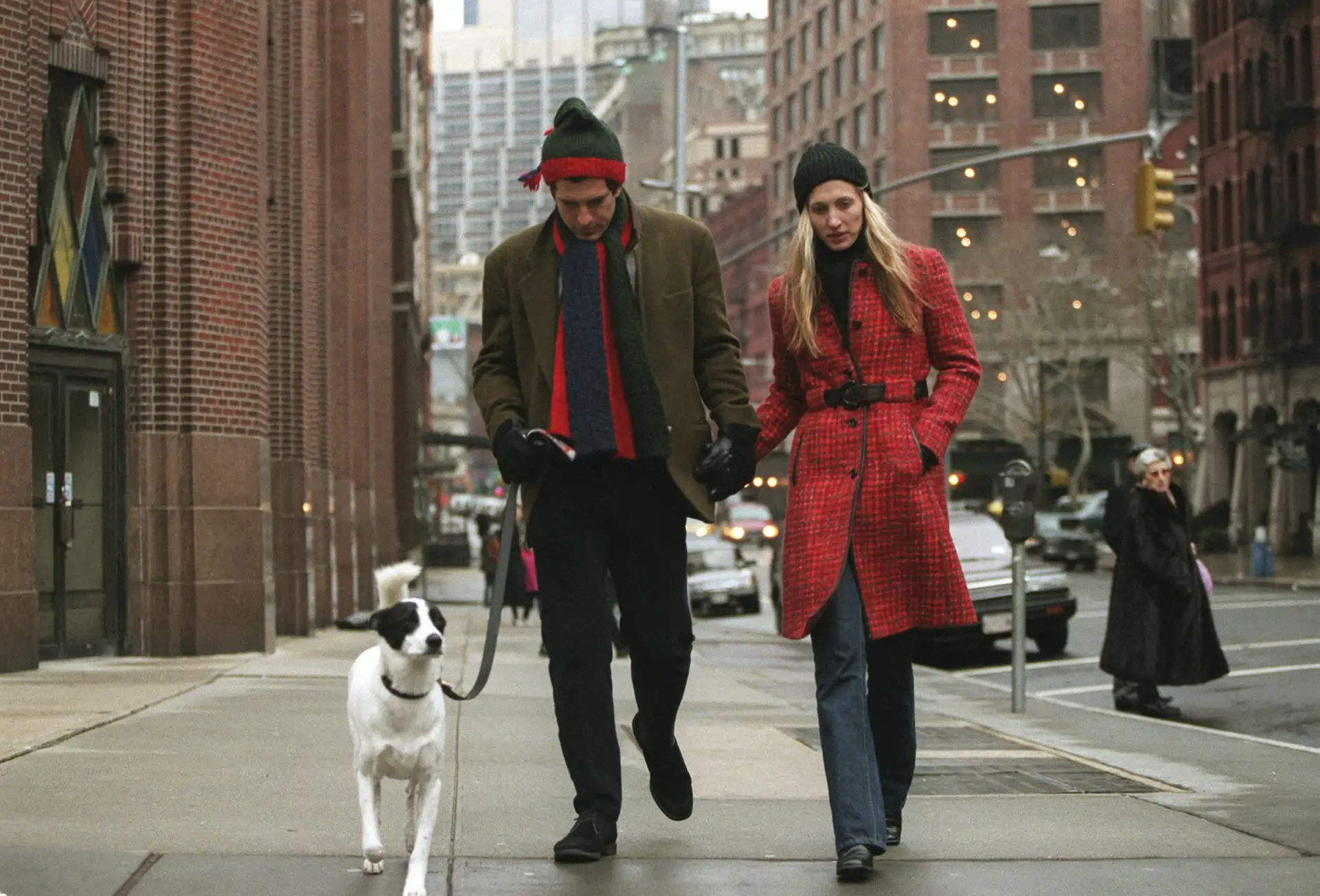 El estilo noventero de Carolyn Bessette: cómo copiar su look elegante y ...