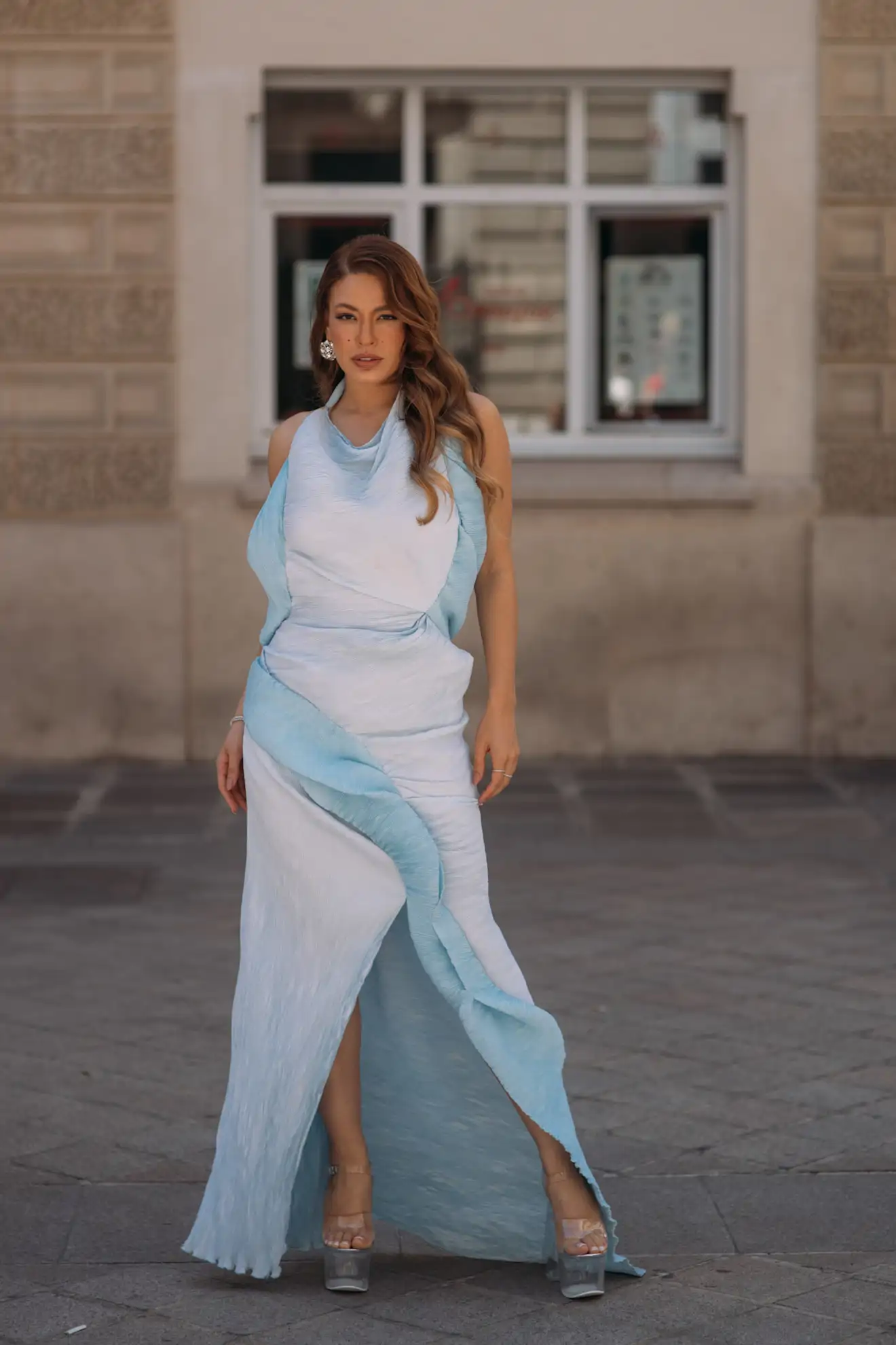 El azul hielo es el color tendencia de la temporada: cómo llevarlo ...