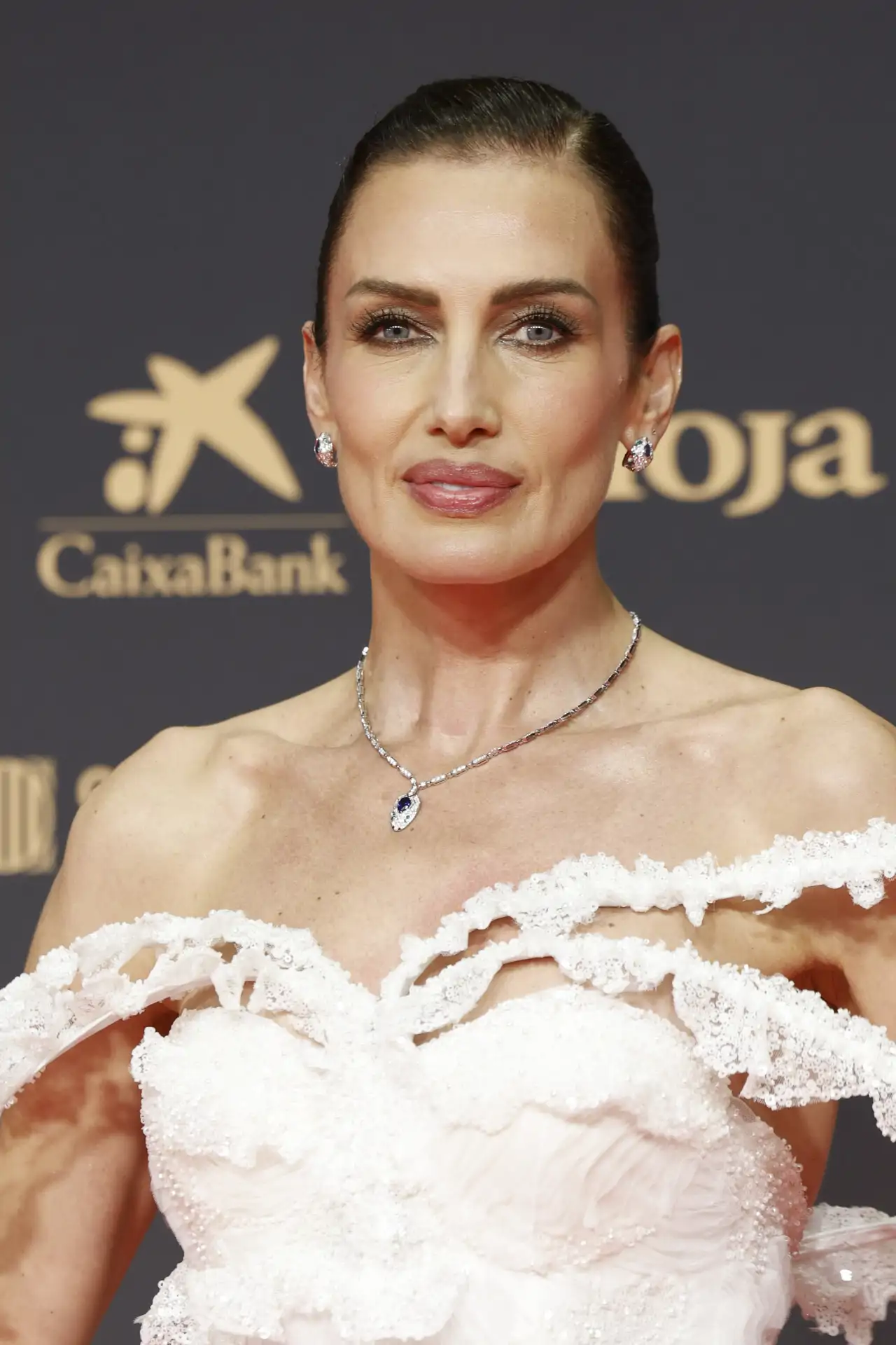 Nieves Álvarez: “Me hago el color cada 10 días. El pelo para mí es lo ...