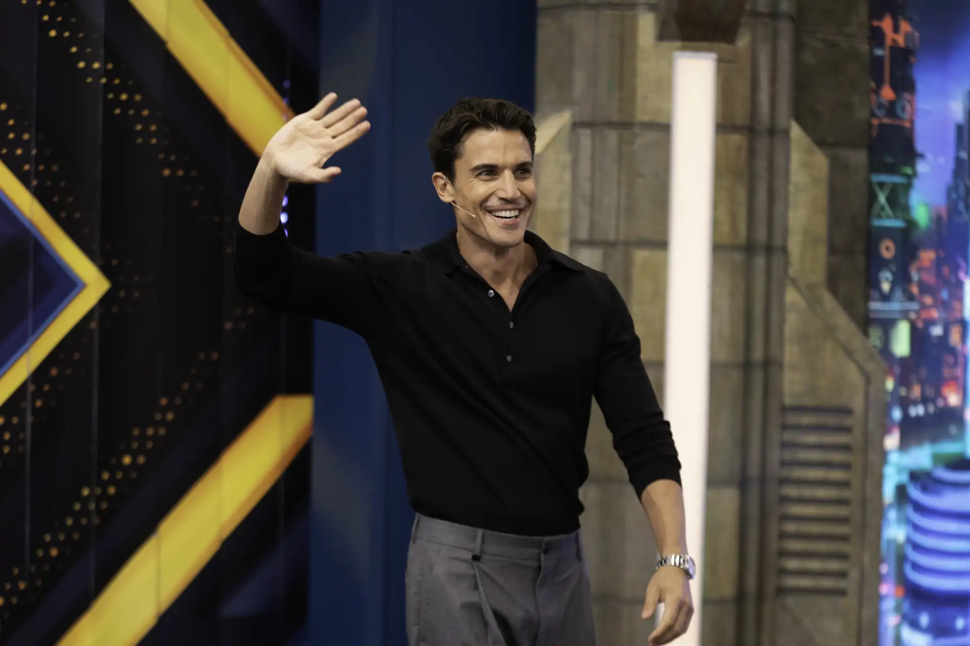 Alex González desvela los ejercicios para activar el cuerpo que hace ...
